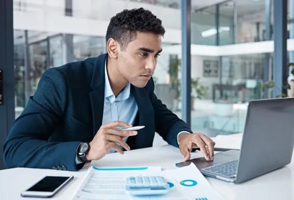 Banco de câmbio & Soluções de câmbio internacional | StoneX